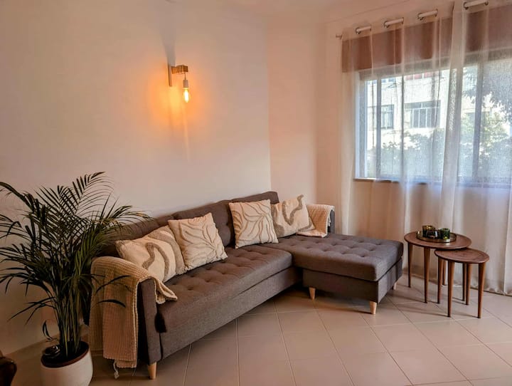 Casa Rocha Lagos 
2 Bedrooms Apt
Sunny Balconies - Lagos