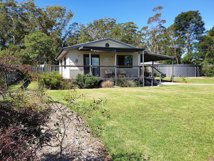 Horse Shoe Lagoon Guesthouse. - Tathra