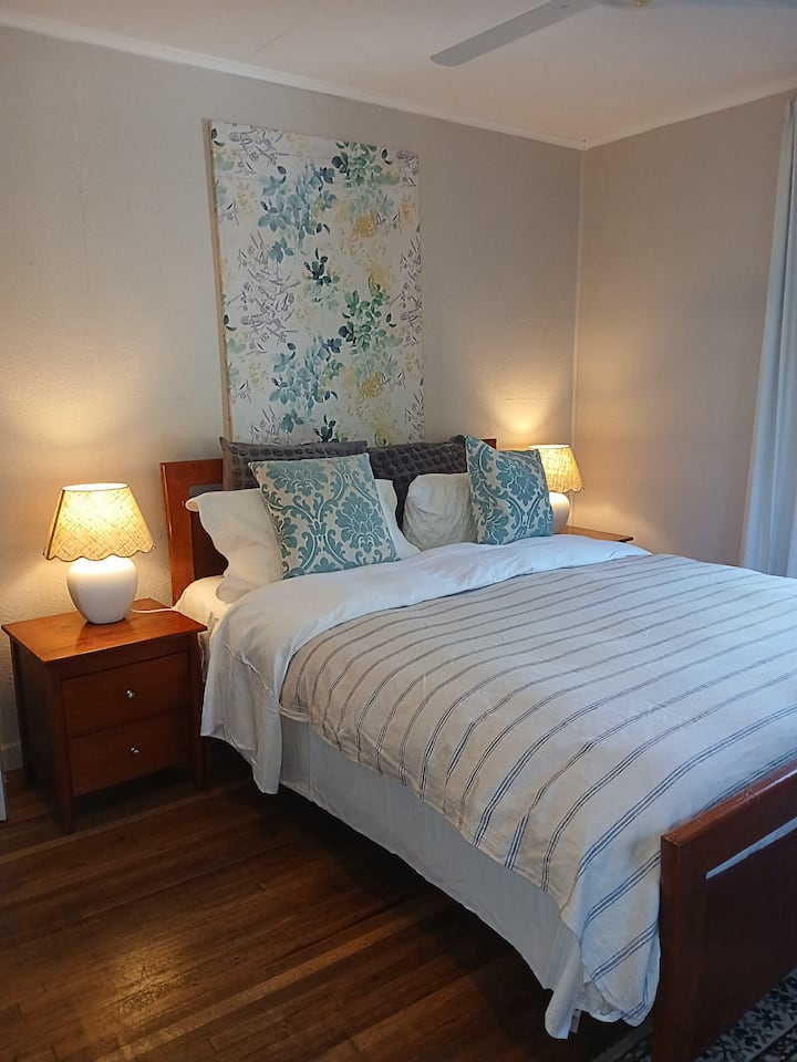 Mp Ideal For Long Stays/work Crews. Super Central - Mackay