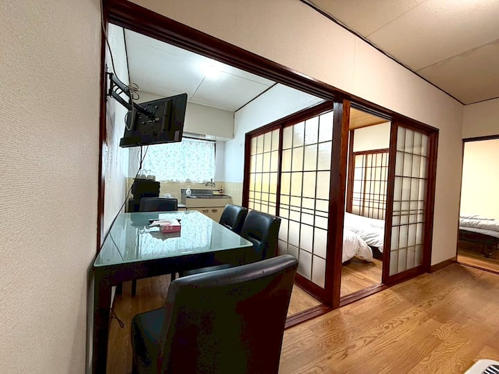 ゲストハウスひまわり セルフチェックイン 瓦町駅徒歩5分 - 香川県