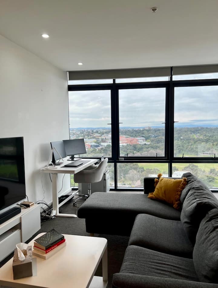 Luxury Apartment With 2 Beds 1 Bath - Australia