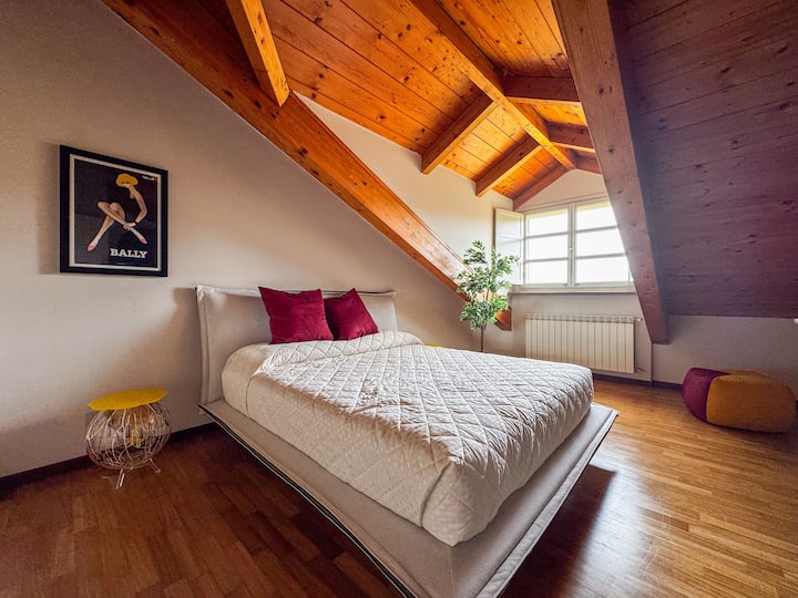 Historic Villa Attic With Hill Views & Park - Settimo Torinese