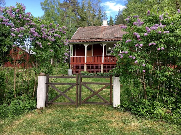 Secluded Cottage From The 1800's. - Tierp