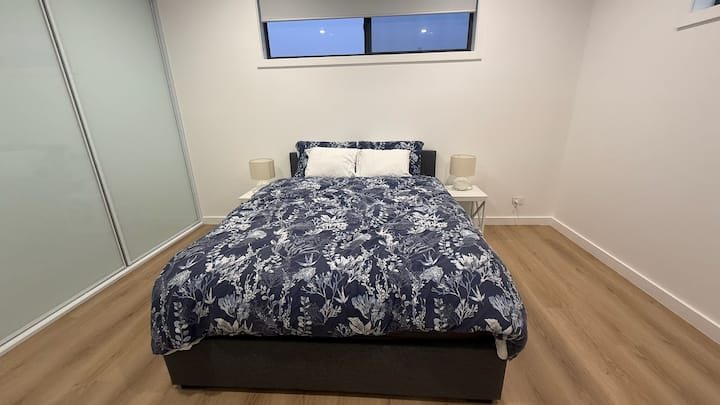 Comfortable Bedroom Suite - Liverpool