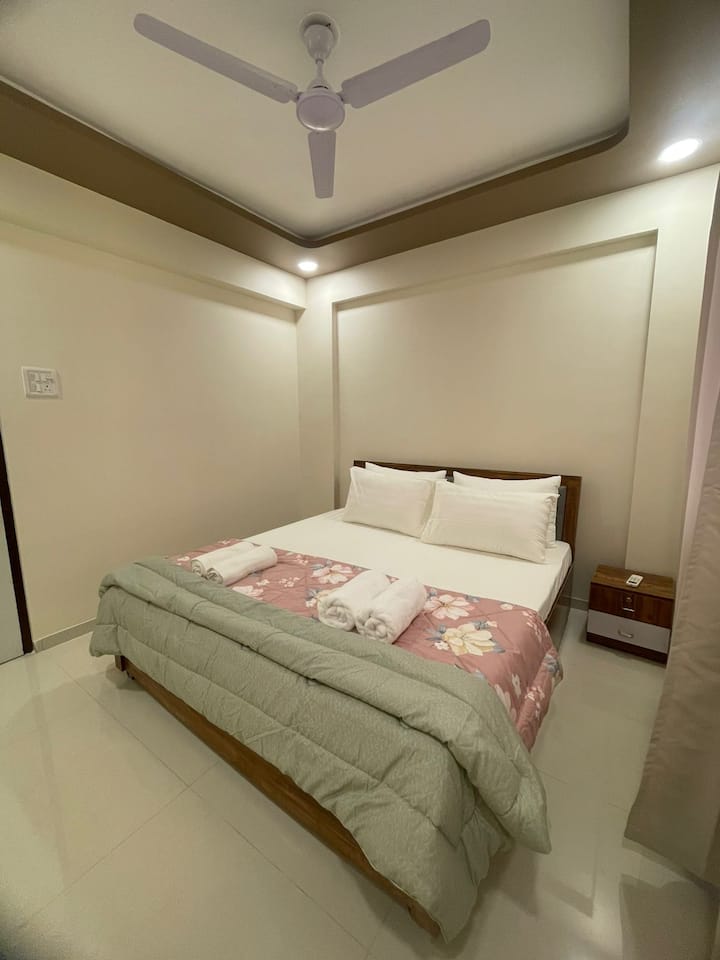 1bhk Deluxe Appartments - Vapi