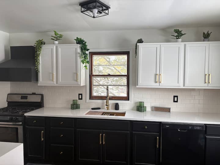 Emerald City - Hobart, IN