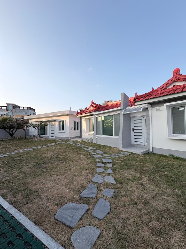 미리벌스데이 ᰔ 밀양 감성 숙소 ᰔ 그린방 - 삼문동