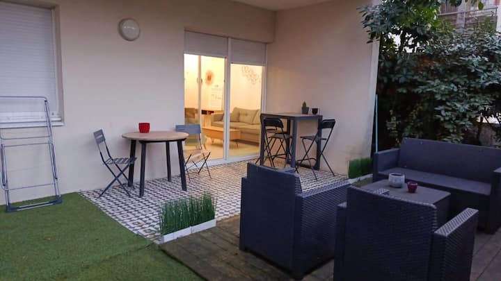 Superbe T2 Avec Jardin à 2 Pas De Genève - Genève