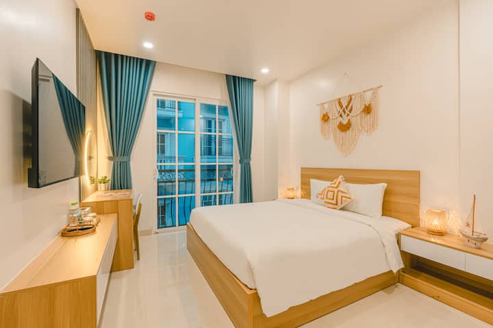 Phòng Tại Sunset Town View Vườn - Phú Quốc