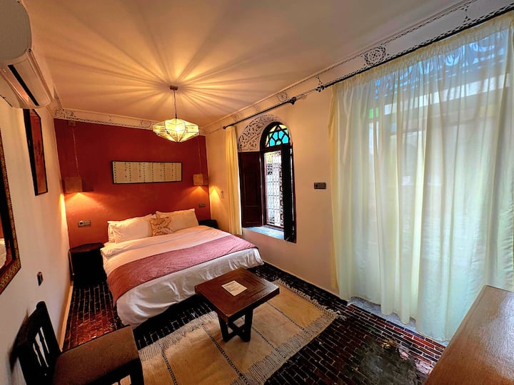 Zellige Suite With Private Bathroom - Fès