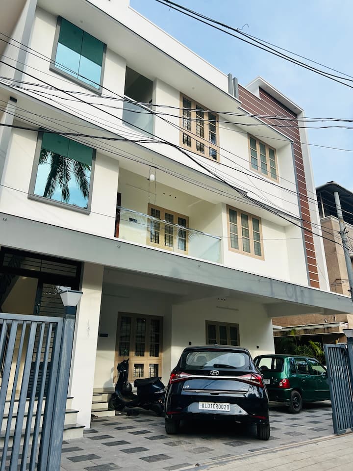 Mandara Ila - 뜨리웬드럼