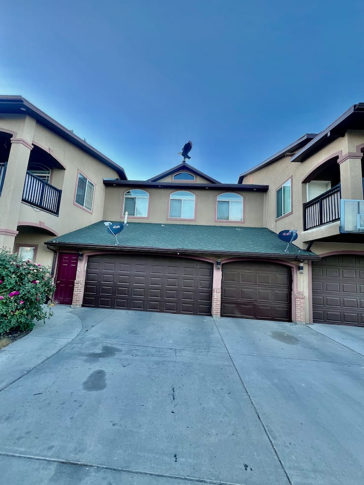 New Modern Luxury Apartment With A Private Garage - Alpine, UT