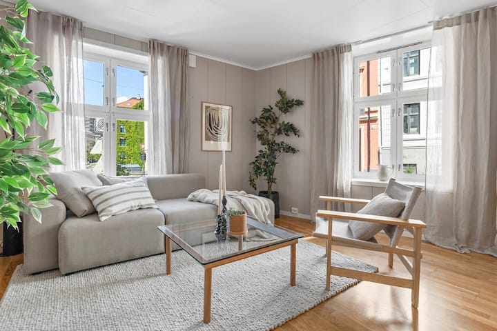 Sunny 4br Flat W/ Shared Rooftop Terrace At Kampen - Oslo