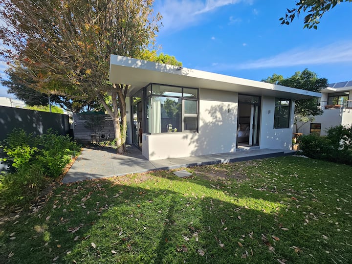 Elegant Voëlklip Cottage - Hermanus