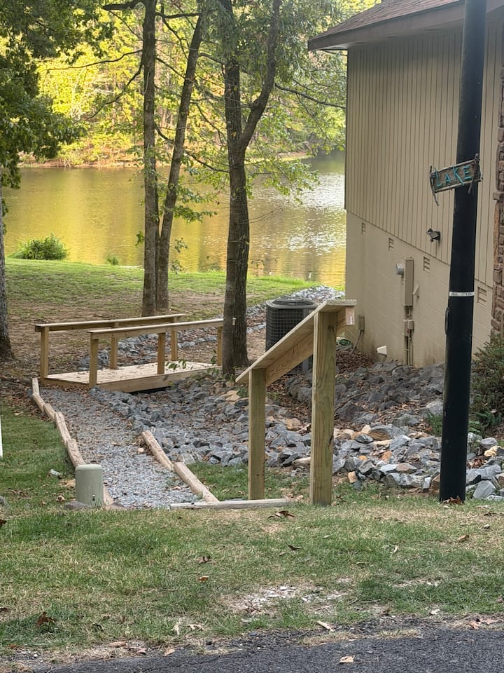 Lake It Easy - Arkansas