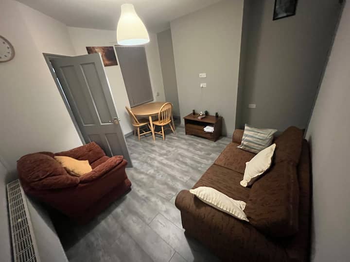 Heath Lodge Room 2 - Stoke-on-Trent