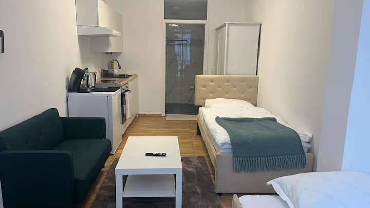 Baadenbergerstay B - Cologne