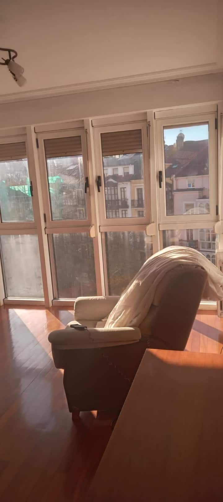 Centrico Sencillo . Ubicacion Genial. - Santander