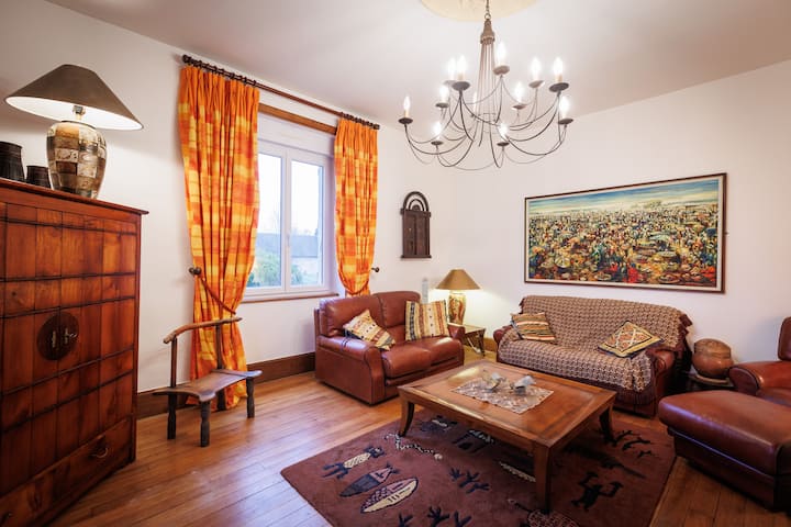 Au Bousquet De Bassignac-le-haut - Auriac