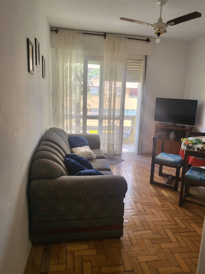 Excelente Ap Com Sacada - Tramandaí