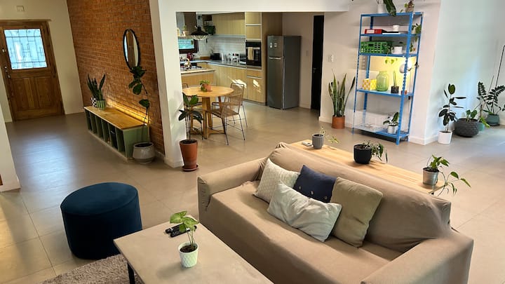 Casa Amplia · Gran Parque Privado · Parrilla - Arjantin