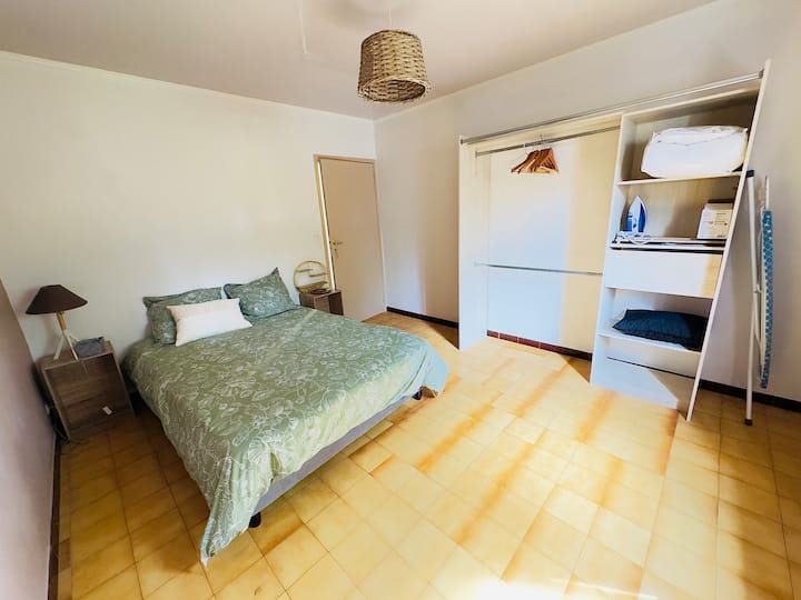 Maison Familiale Proche Du Sentier De Randonnées. - Reunión