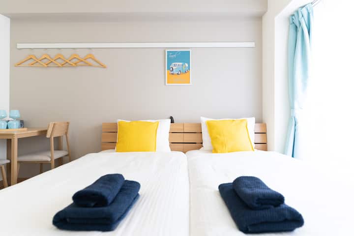 【St401】那覇市中心地!牧志公設市場・国際通りまで徒歩5分!ベッド2台、洗濯機乾燥機あり - Naha