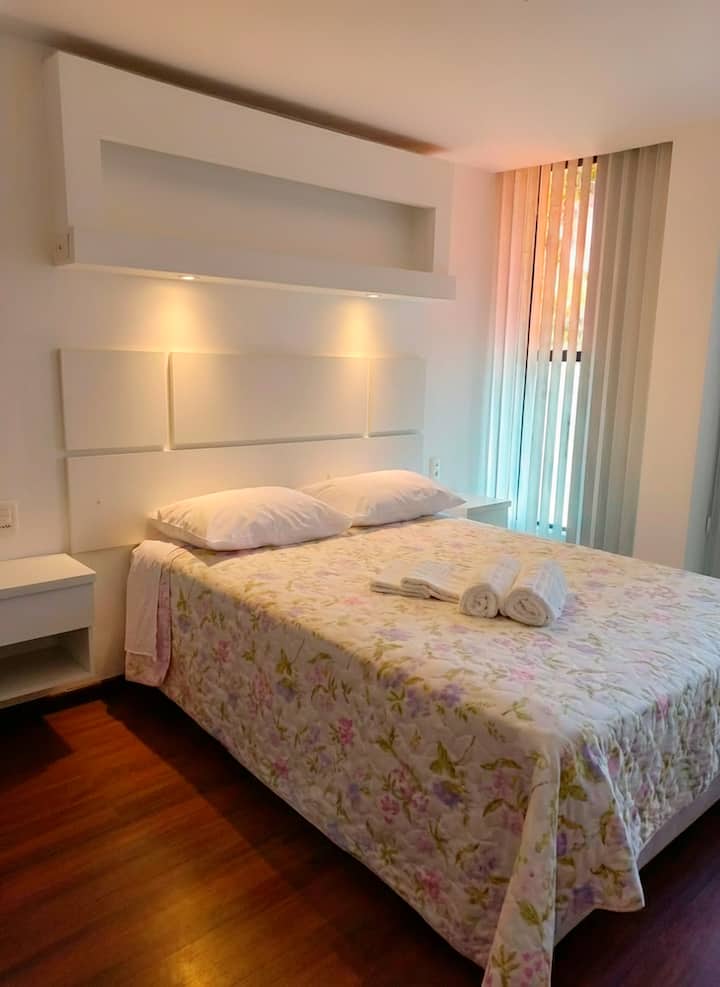 Hospedagem Com Localização Privilegiada - Duque de Caxias