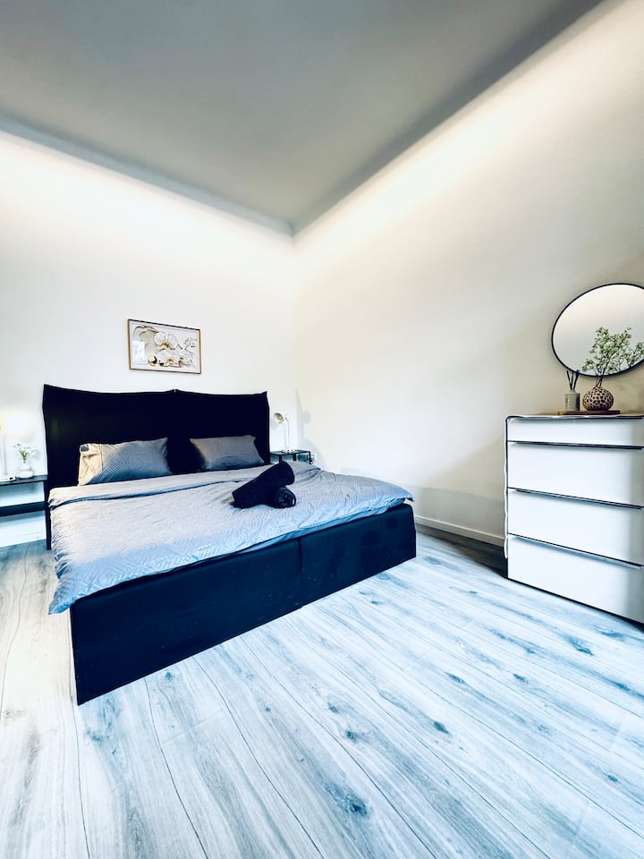 Charming 1br Retreat | Quiet Yet Central Location - Korneuburg