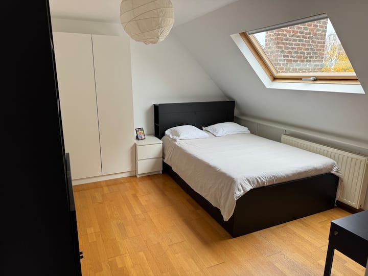 Chambres D’hôtes - 4 Personnes - Châtelain - Brussels