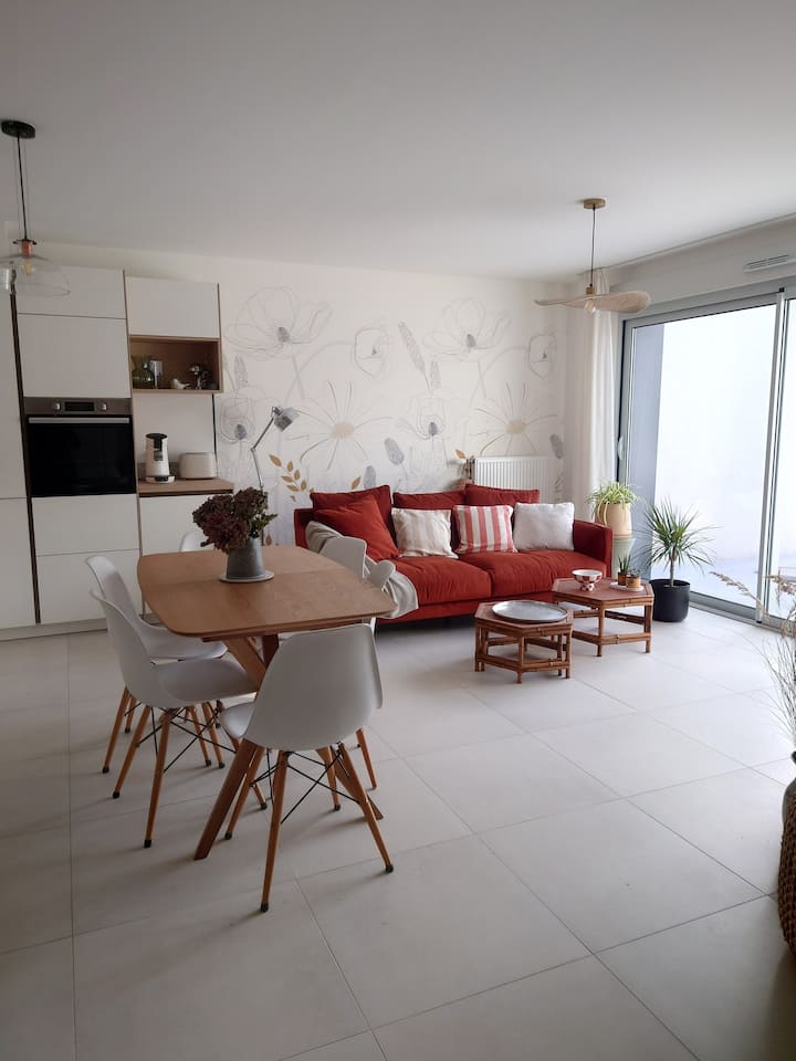 Appartement Calme, Grande Terrasse, Proche Centre. - Saint-Jean-de-Maurienne