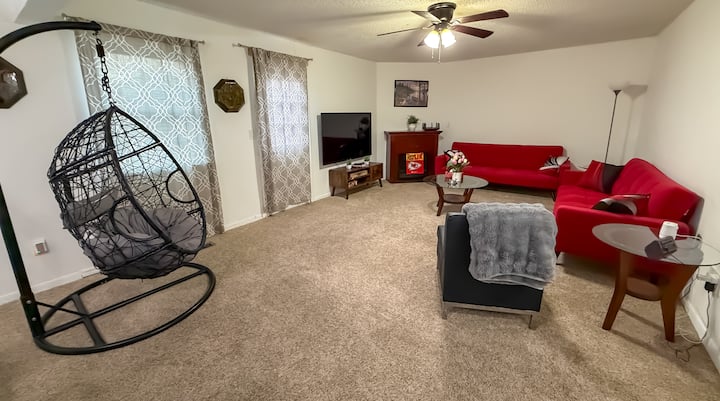 Home Away From Home - Shawnee, KS