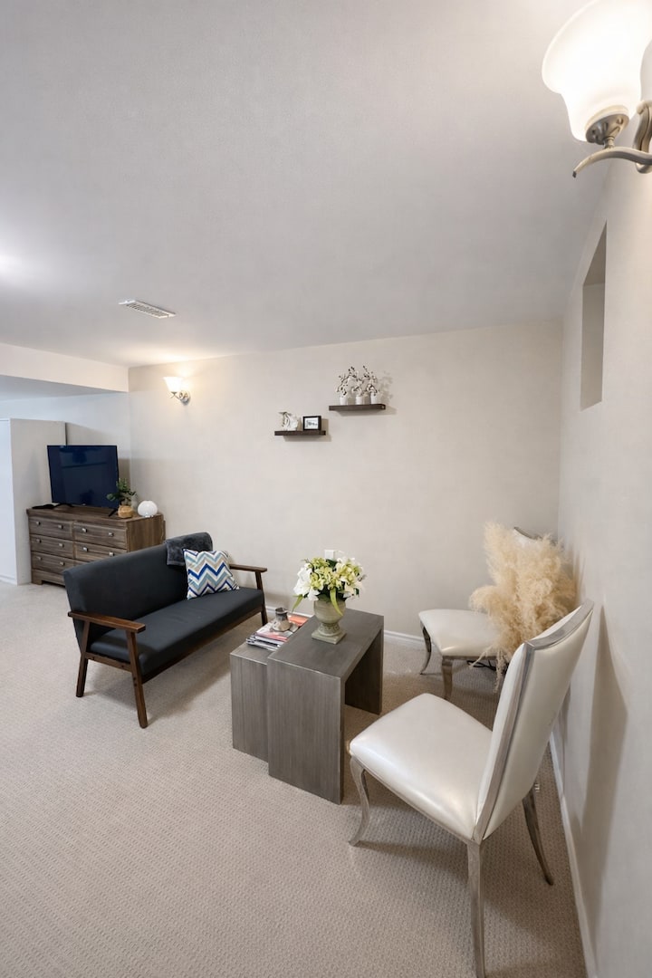 Stylish Guesthouse In Oakville - Oakville
