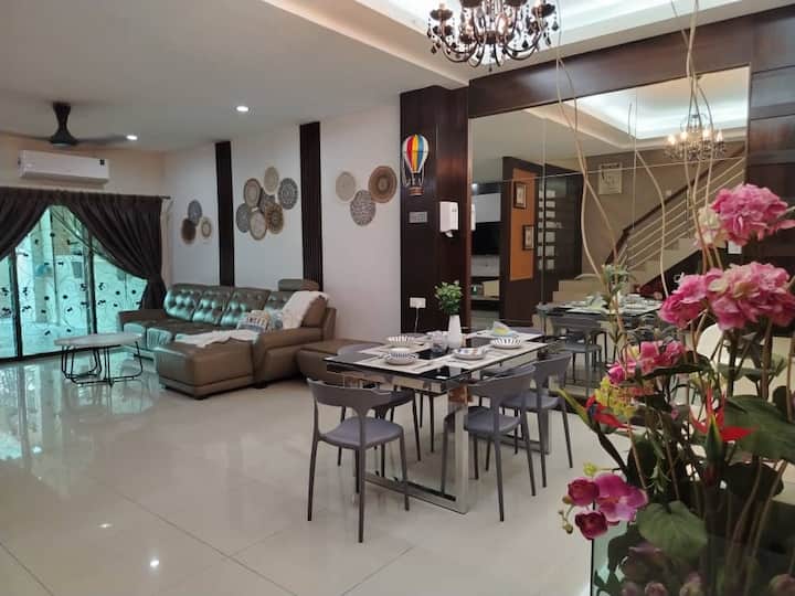 Ipoh Homestay @ Botani Cozy European Style Stay - Ipoh