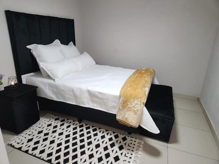 The Romantic Retreat - 