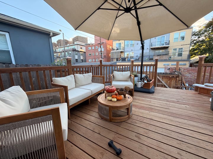 Modern, Fully Furnished Wash Park Retreat! - Denver, CO