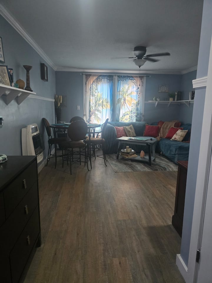 Ash Hideaway - Como, MS