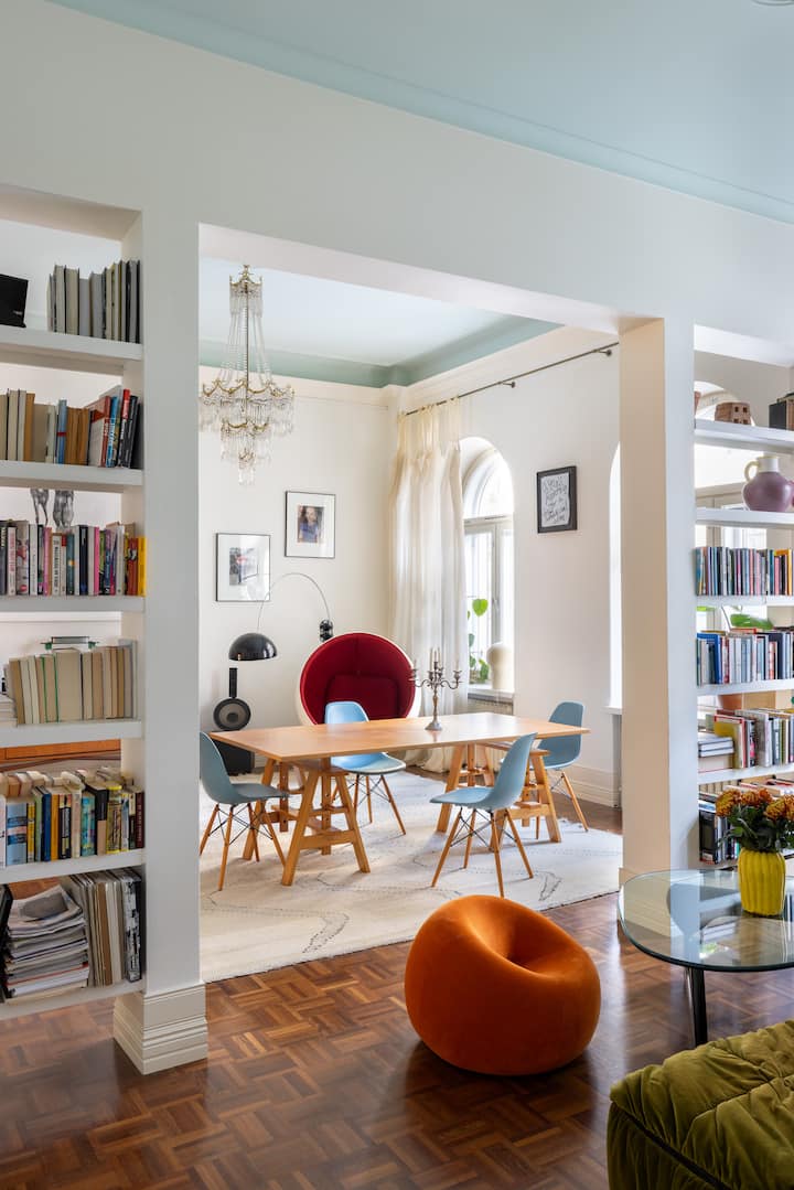 Tyylikäs Ja Tilava Asunto Helsingin Keskustassa - Helsinki