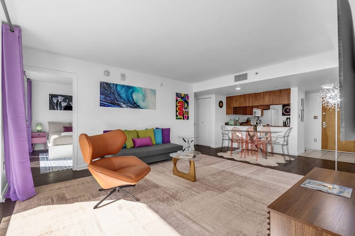 Stunning Brickell Condo 20th Fl. Pool Free Parking - Miami, FL