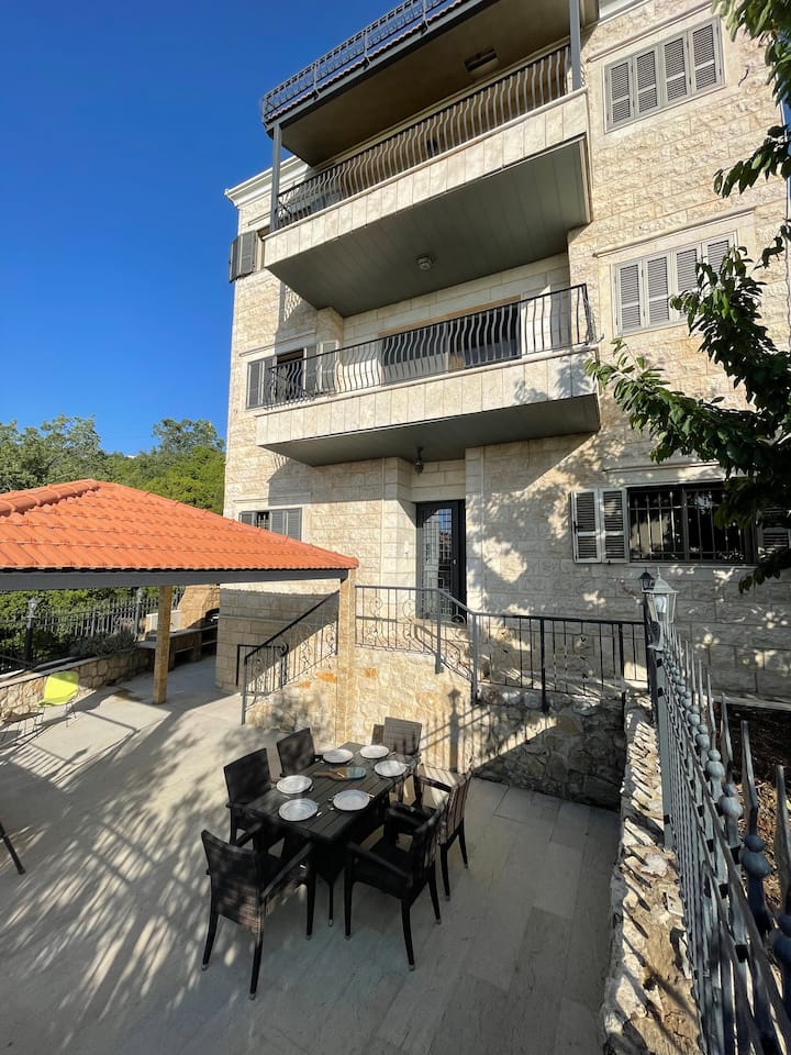 The Cherry House Of Annaya, Triplex Near Monastery - Lübnan