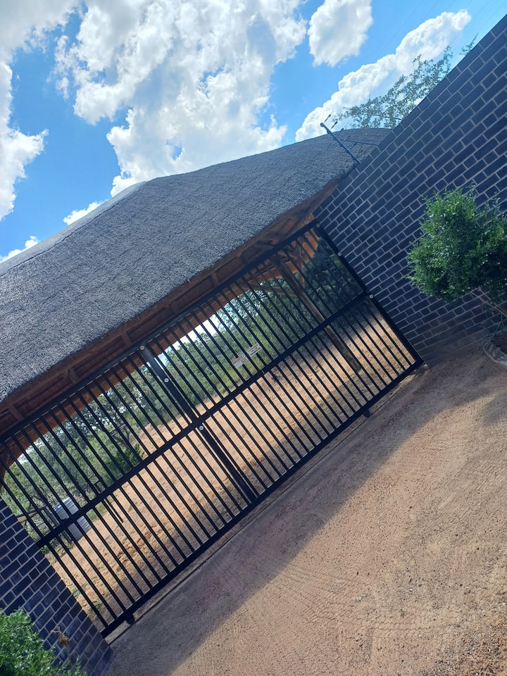 Fikani Game Lodge - Bela-Bela