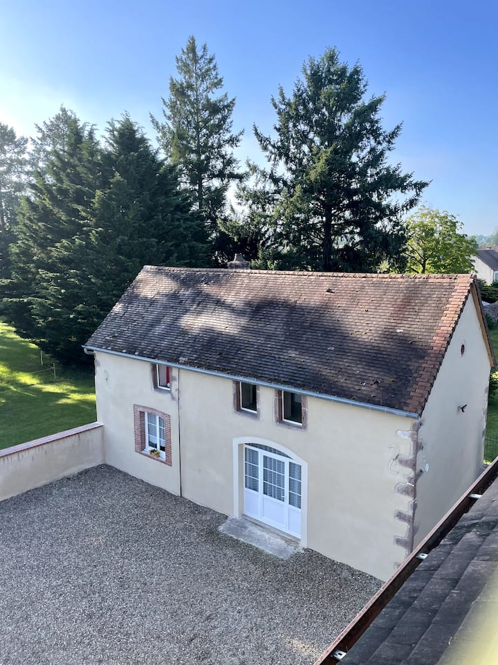 Maison - Voyageurs D'affaires, Déplacements Courts - Bourbon-Lancy