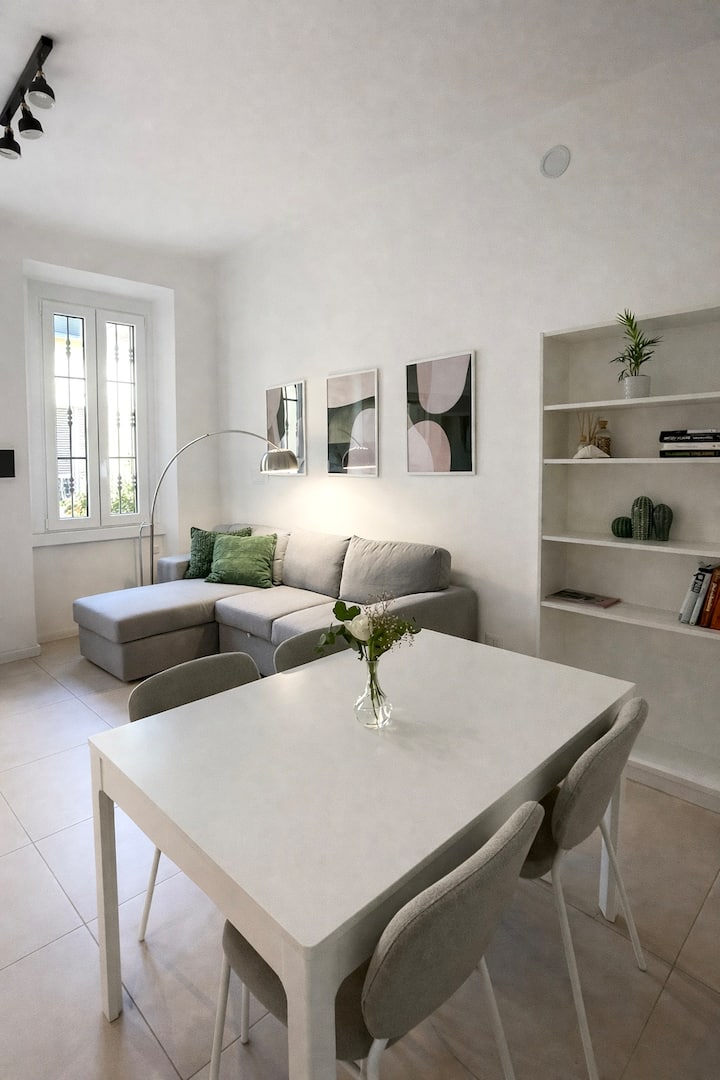 Isola, 2 Pièces Rénové Calme Et Bien Connecté - Milan