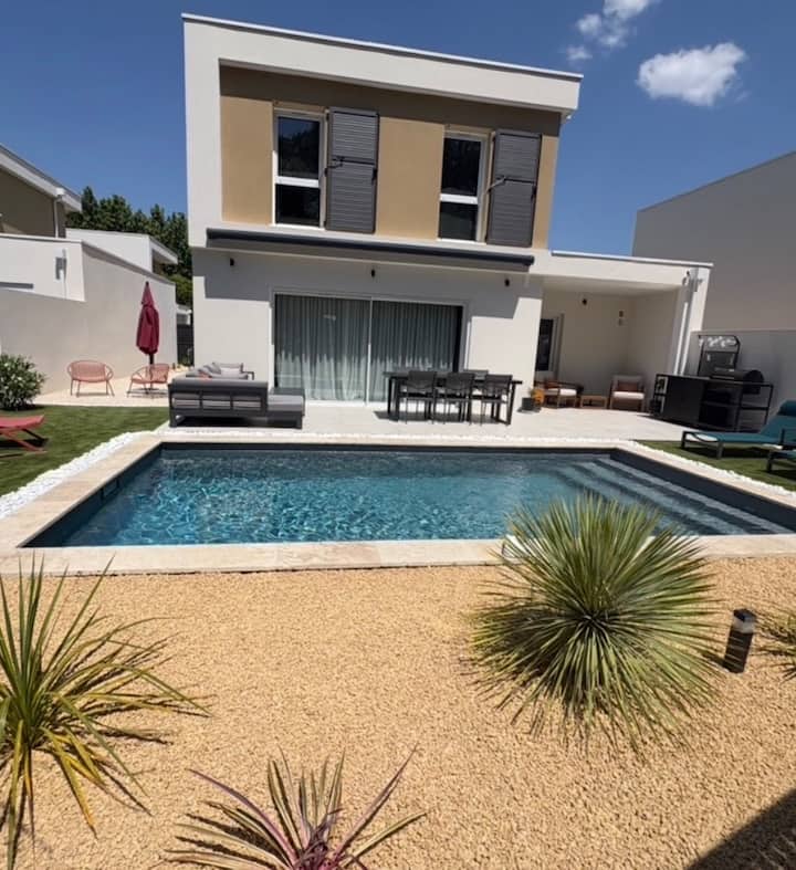 Charmante Villa Neuve Avec Piscine Privée &Parking - Auriol
