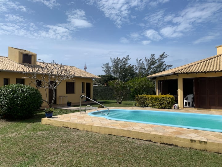 Casa Espaçosa Com Piscina E Quiosque Gourmet - Capão da Canoa