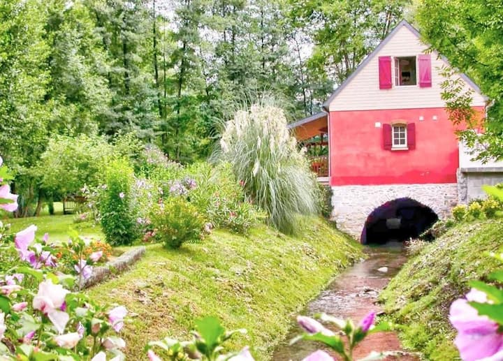 Moulin Vrindavan, Havre De Paix En Pleine Nature. - Oloron-Sainte-Marie