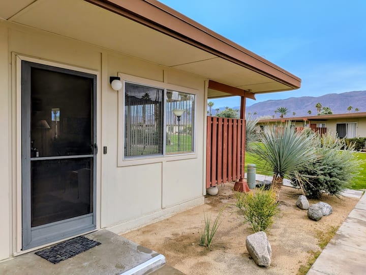 Charming Club Circle Condo - Borrego Springs, CA