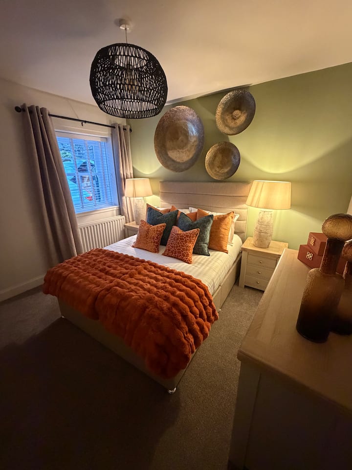 West Cottage
Melrose - Jedburgh