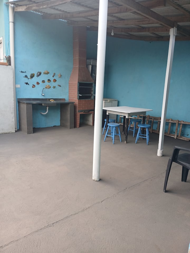 Alugar Se Casa Para Temporada Em Guaratuba/pr. - Guaratuba