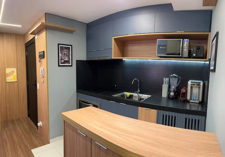 [Studio C/ Garagem] Seu Lar, Doce Lar Em Curitiba - Curitiba